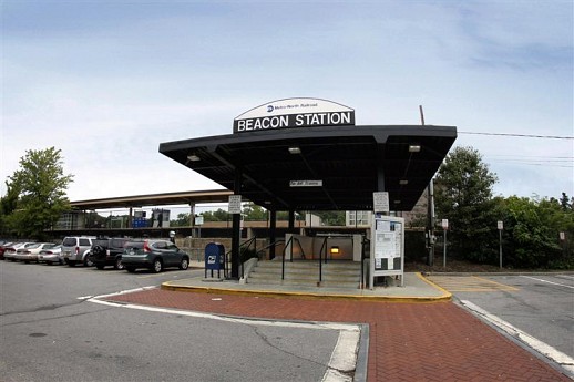 Tuesday Tour of the Hudson Line: Beacon – I Ride The Harlem Line