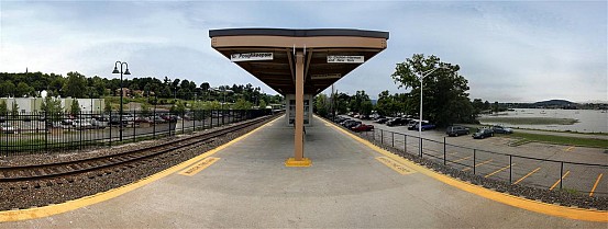 Tuesday Tour of the Hudson Line: Beacon – I Ride The Harlem Line