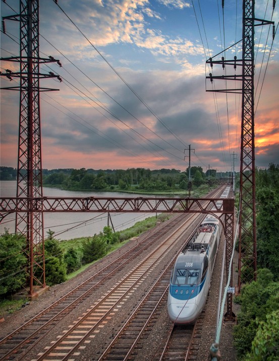Trains & Modern Photography – High Dynamic Range – I Ride The Harlem Line