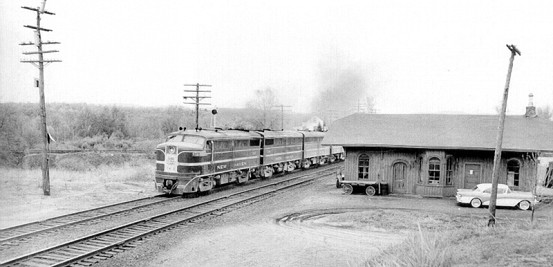 The opening of the Dutchess Rail Trail, and the Hopewell Junction Depot ...