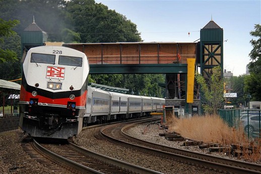 Tuesday Tour of the Hudson Line: Peekskill – I Ride The Harlem Line
