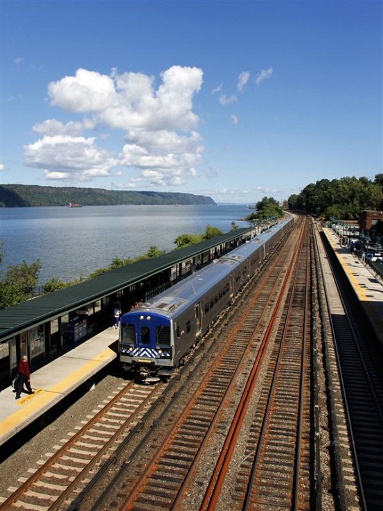 Tuesday Tour of the Hudson Line: Riverdale – I Ride The Harlem Line