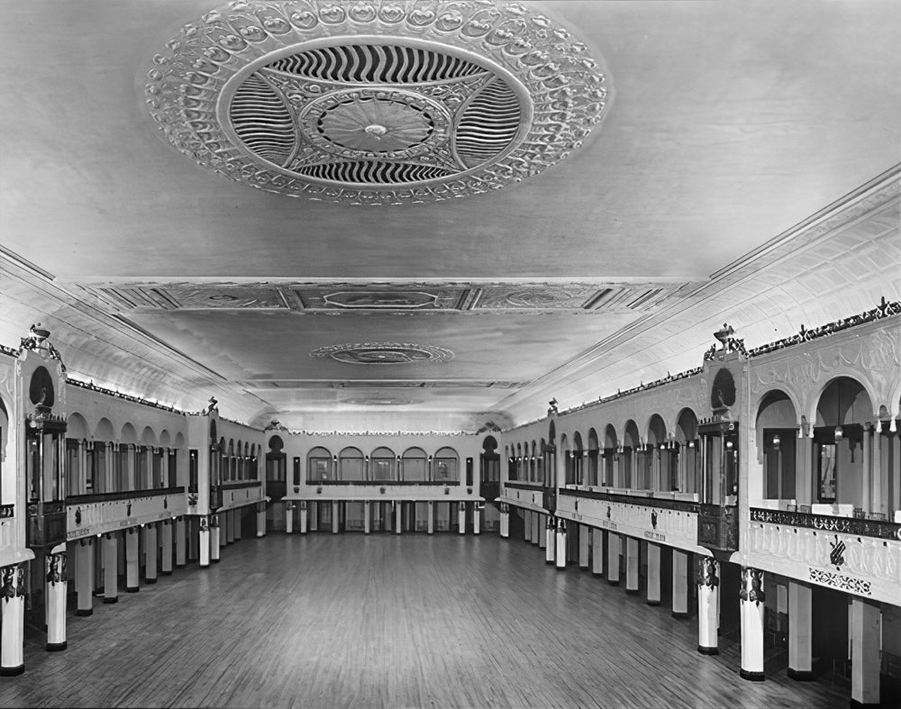 Hotel Commodore: Past, Present, and Future: Part 1 – I Ride The Harlem Line